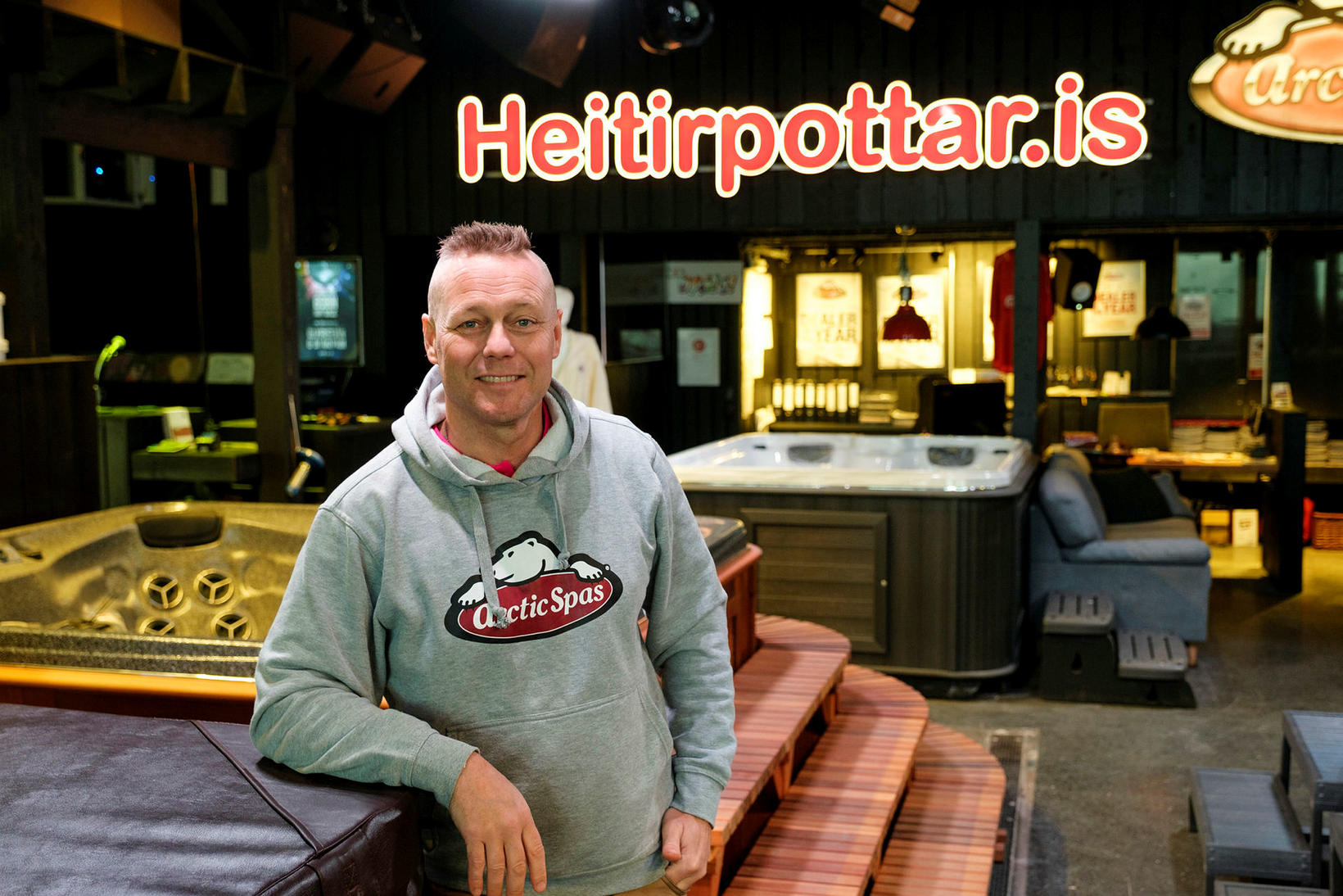 Rafmagnspottar Heitirpottar is Rafmagnspottar Heitirpottar is
